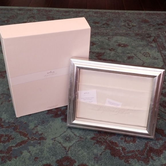 Hallmark | Accents | New Hallmark Memory Keepsake Display Silver Wood ...